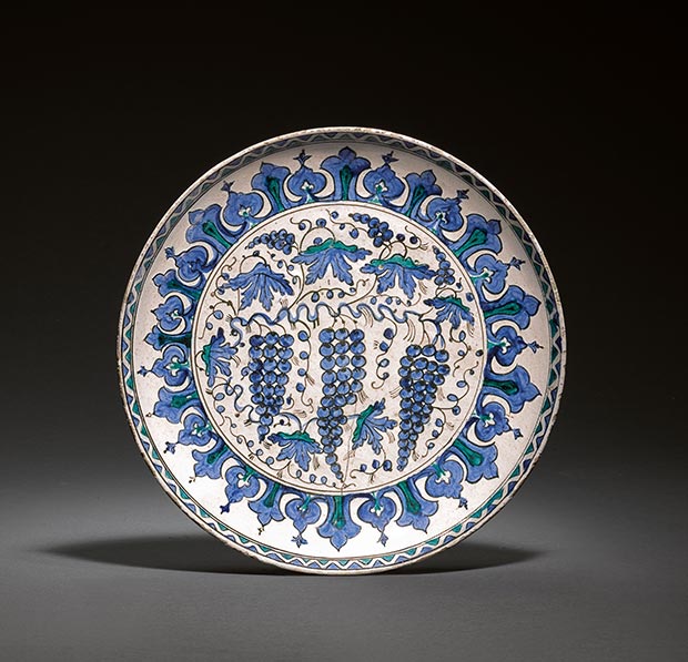 Exceptionally Rare Museum-Quality Charger (c.1480) – Created at the ...